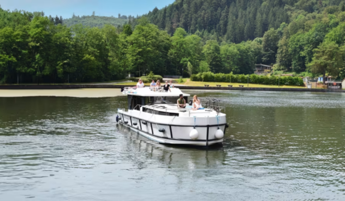 Le Boat’s New Pricing Bundles and Top Routes